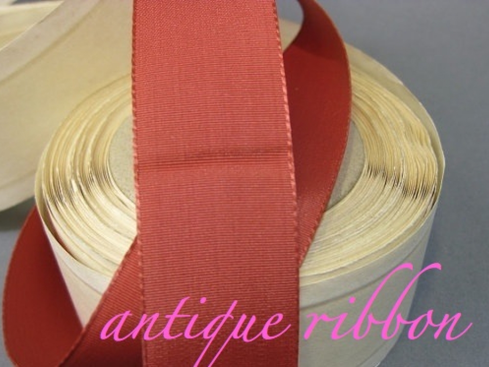 Vintage ribbon rayon 1940s 1 inch cinnamon red | Antique Ribbon